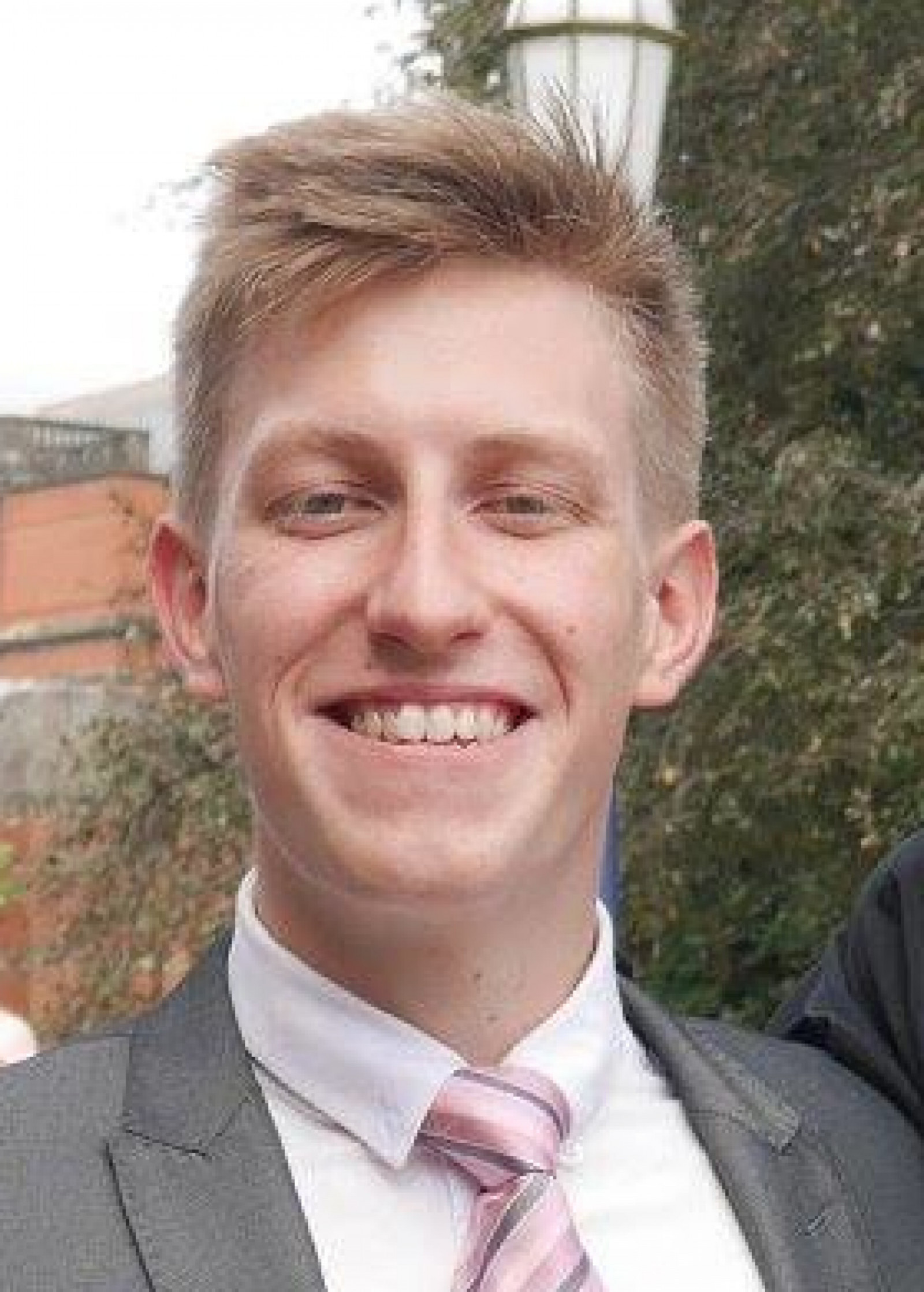 Jason Pitt's Instagram, Twitter & Facebook on IDCrawl